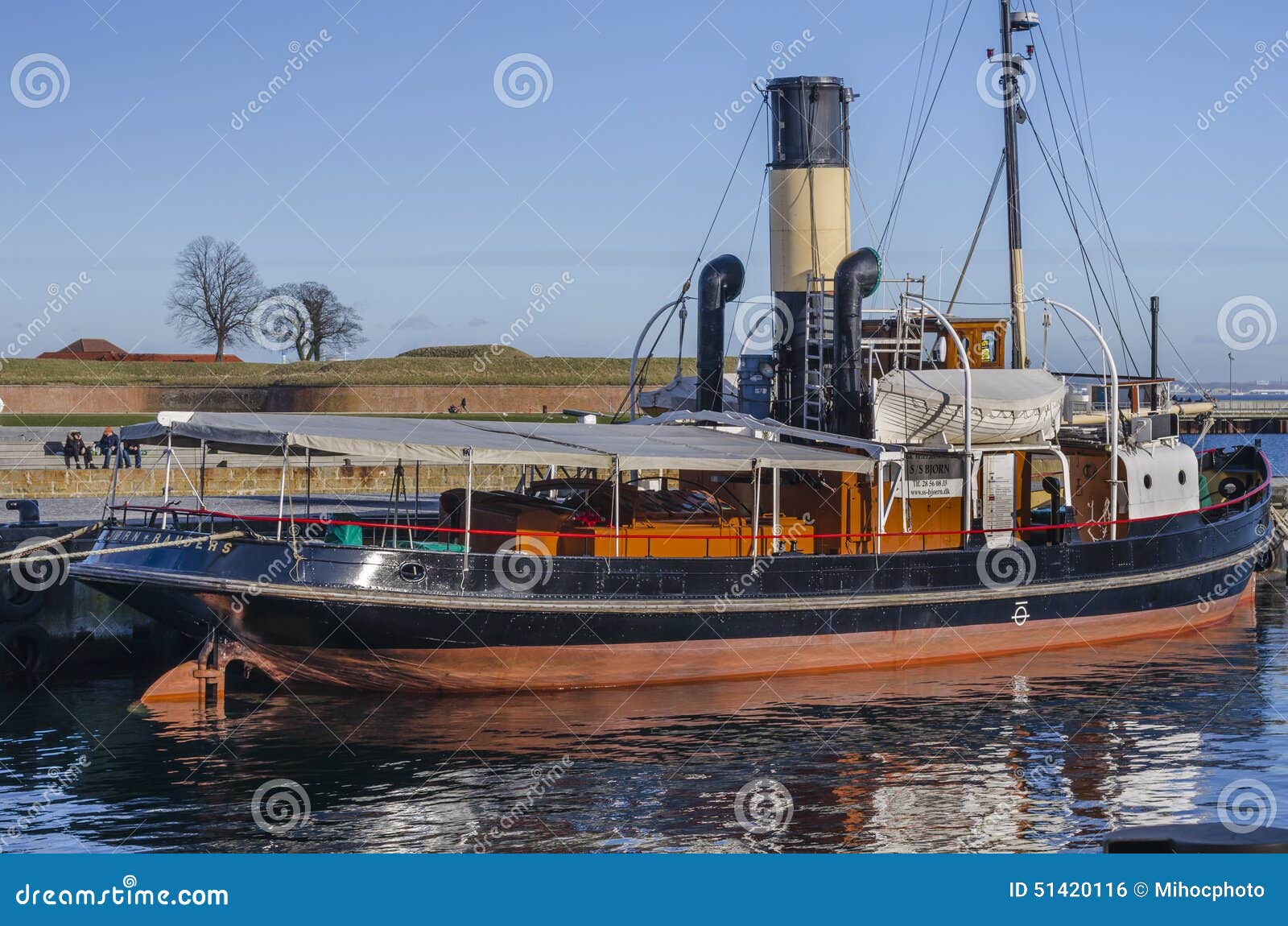 Old Steam Boat Docked in the Harbour Editorial Photo - Image of antique ...