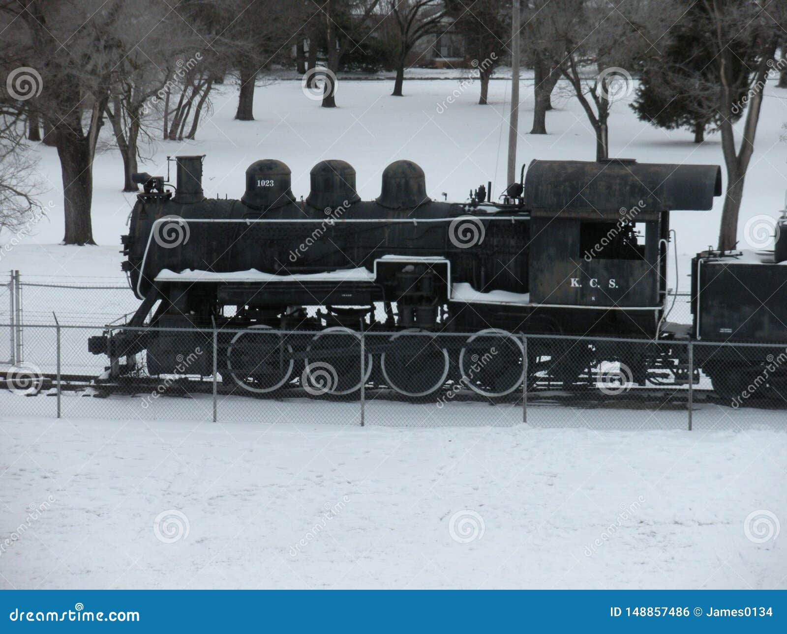 Steam Engine Covered in Snow Editorial Photo - Image of steam, snow ...