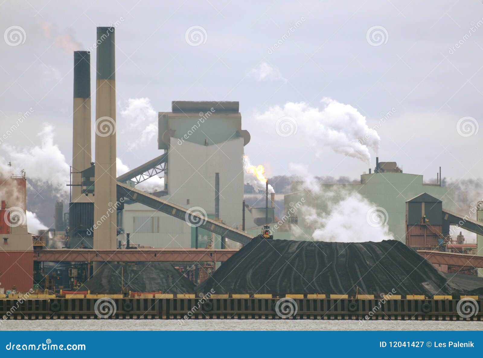 Old Steel Manufacturing Plant Stock Image - Image of pollution, flame ...
