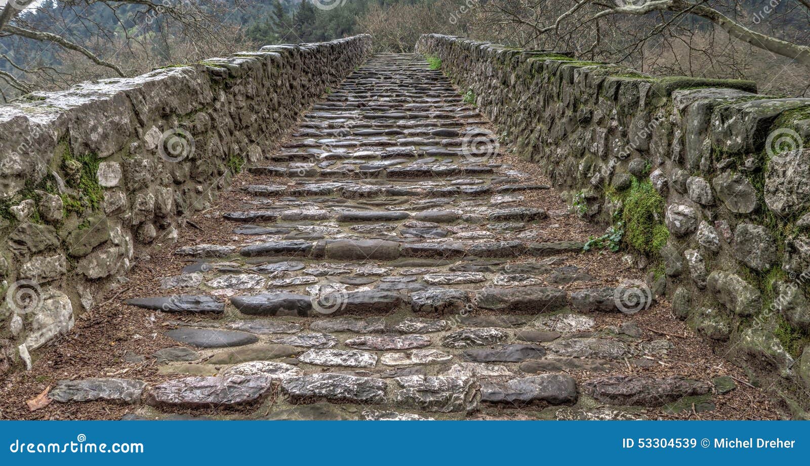 Old stone bridge stock image. Image of thessaly, epirus - 53304539