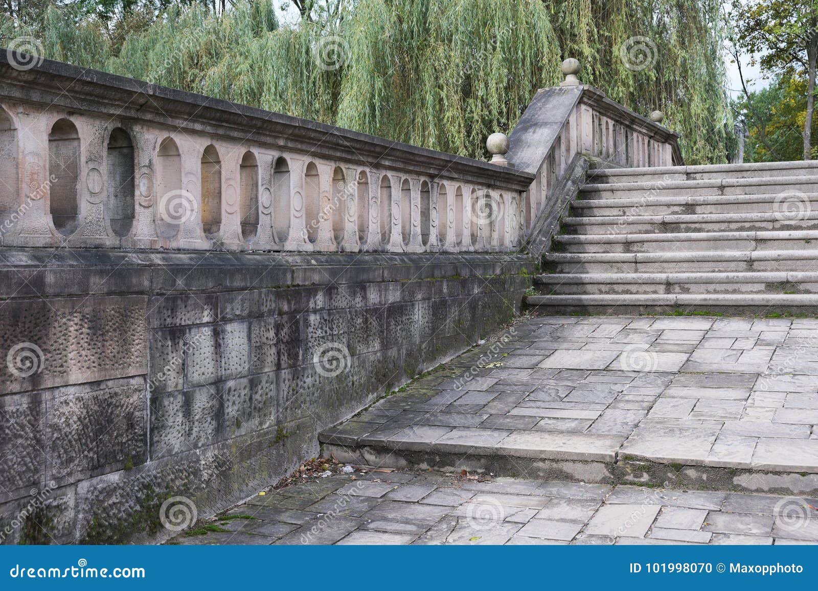 Old Stone Footbridge Over Creek in the Fall with Autumn Colors Stock ...