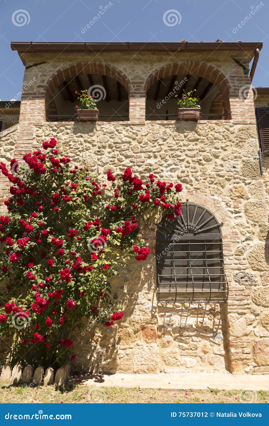 Old stone house in Tuscany stock photo. Image of town - 75737012
