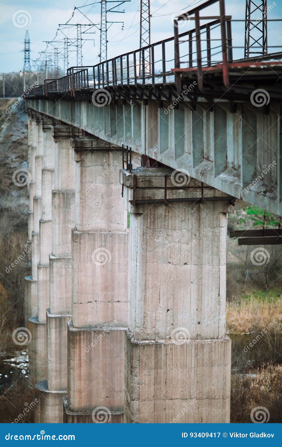 Old stone railway bridge stock image. Image of connection - 93409417