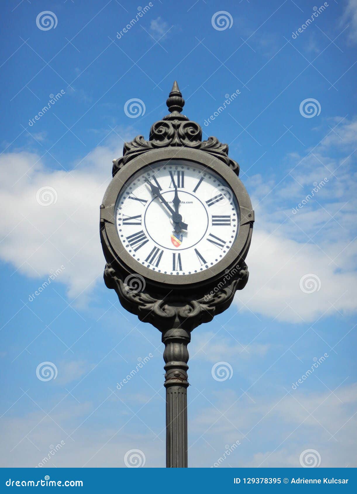 Old Street Clock and Blue Sky Editorial Image - Image of antique, urban ...