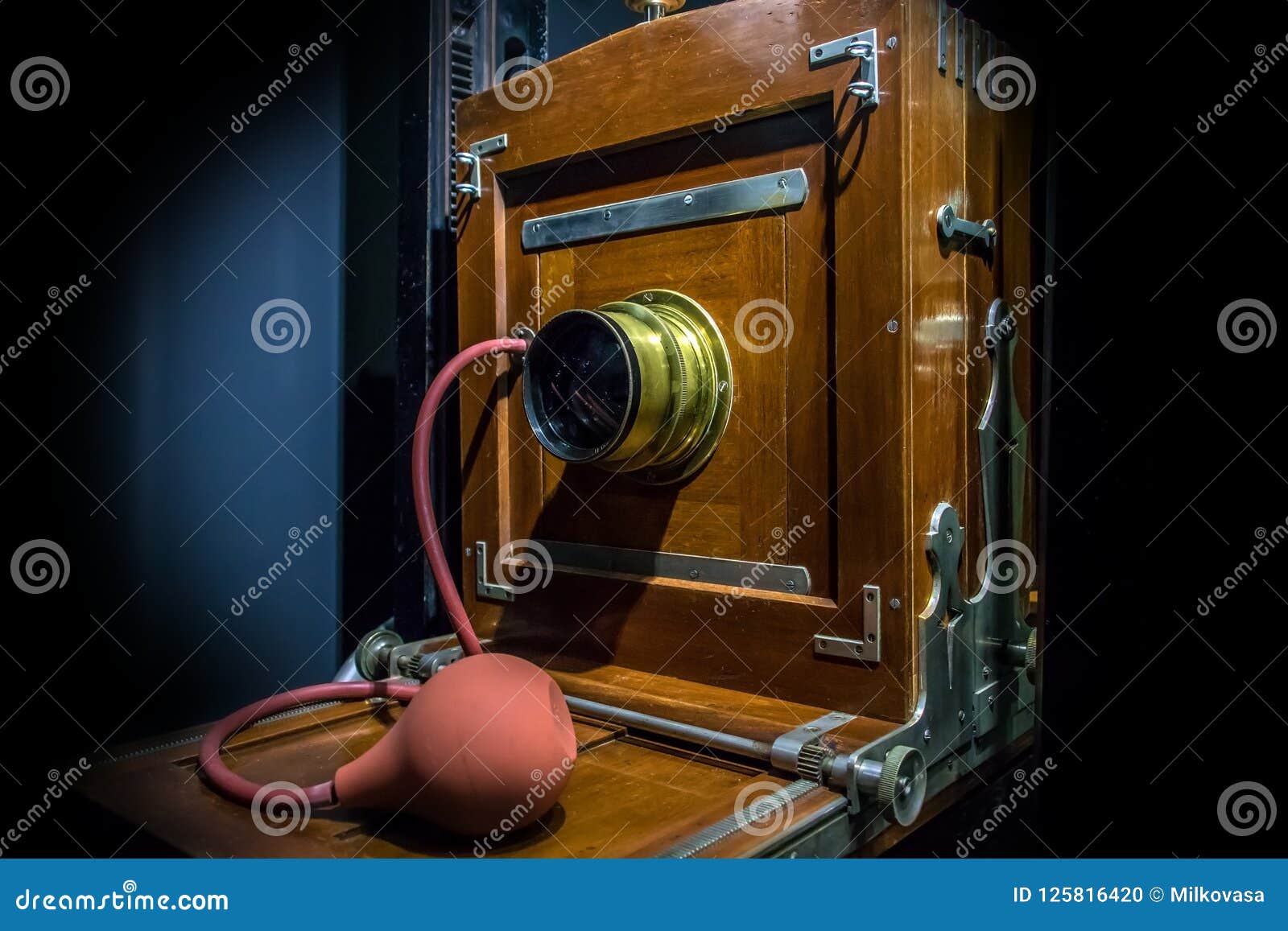 The Old Studio Camera for Using Plates Stock Photo - Image of portable ...