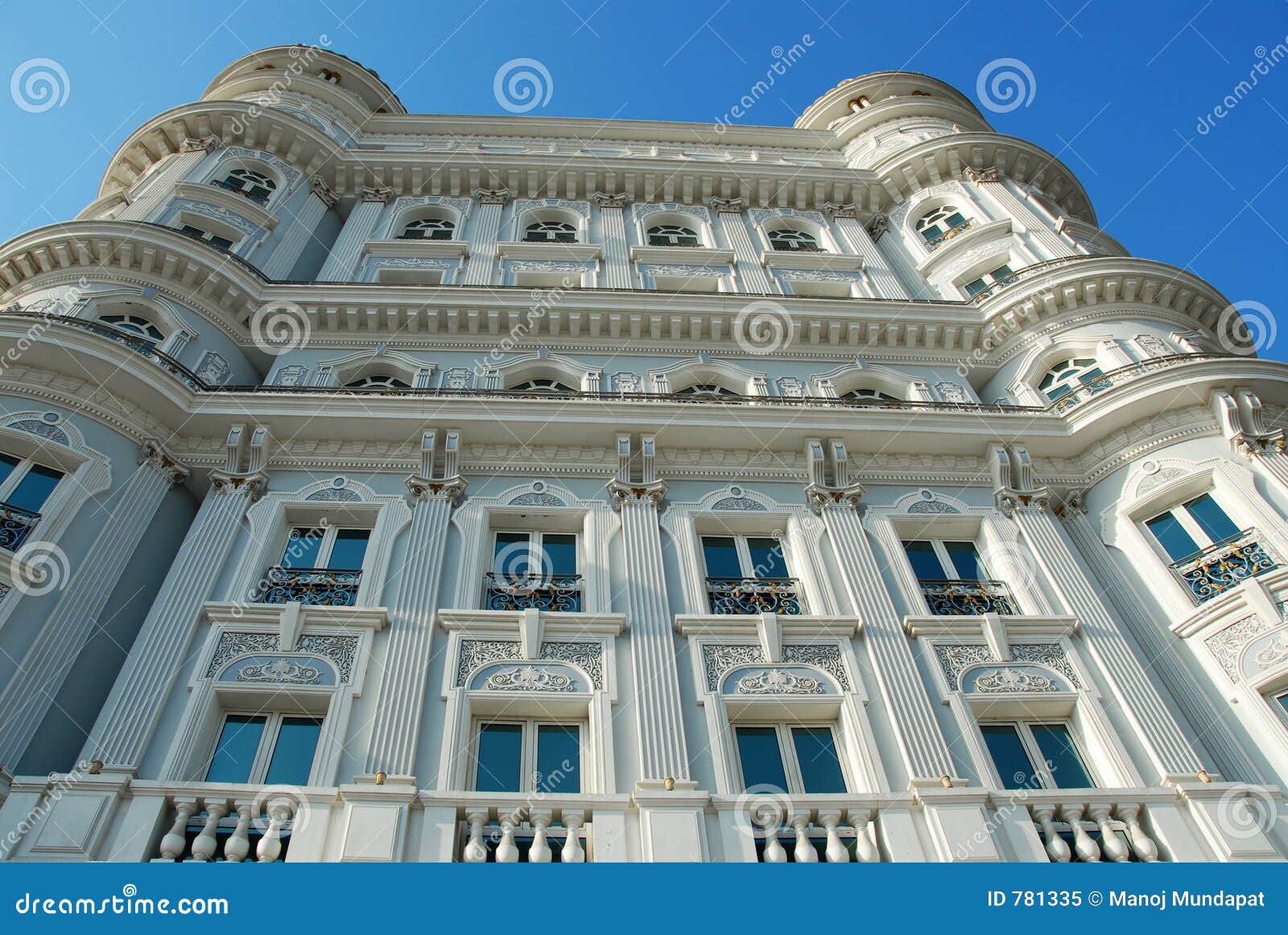 Old Style Building in Dubai Stock Image - Image of east, heritage: 781335