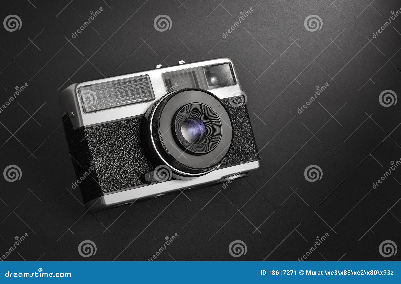 Old Style Camera stock image. Image of 35mm, antique - 18617271