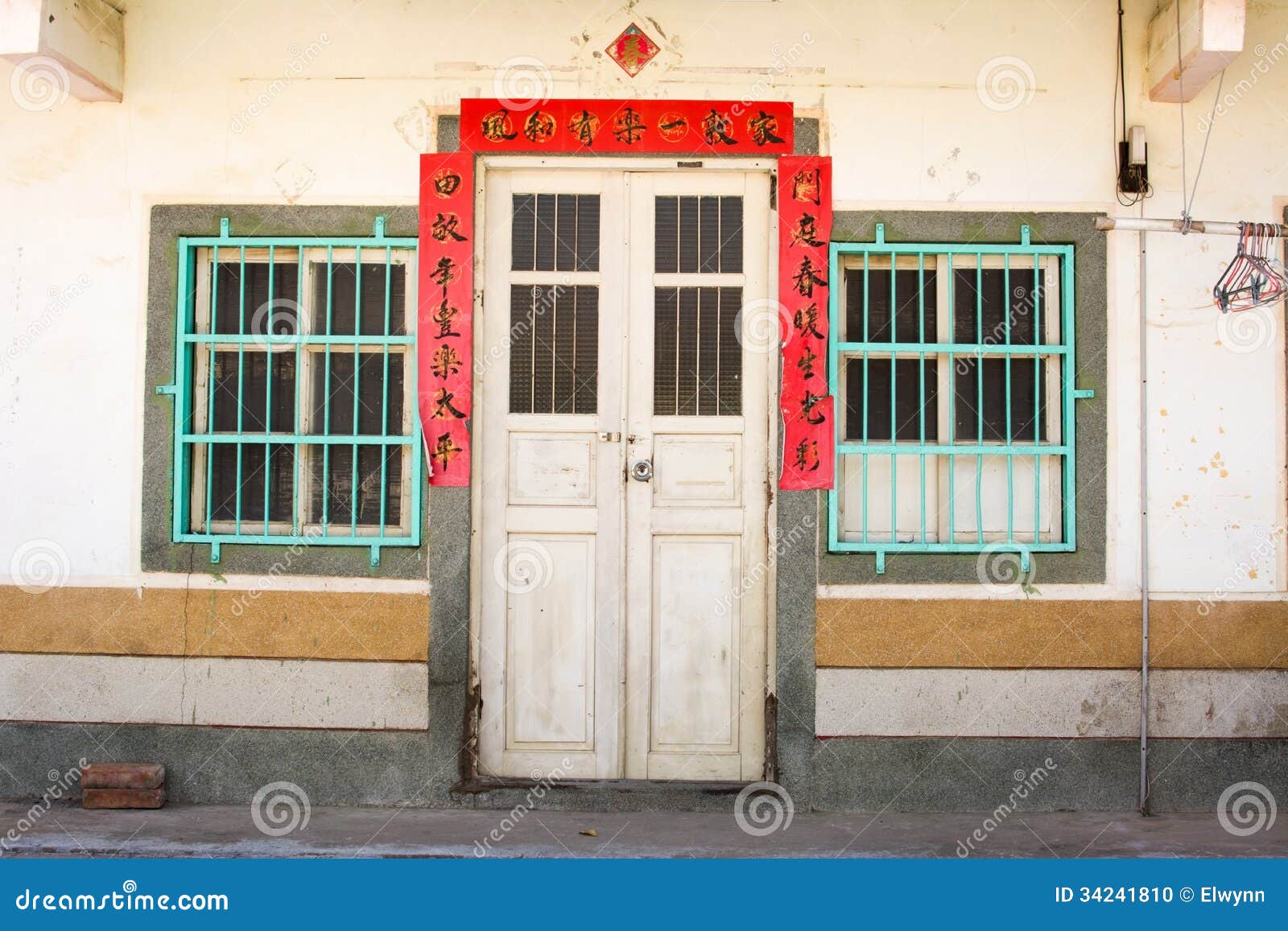 Old style of chinese house stock photo. Image of entrance - 34241810