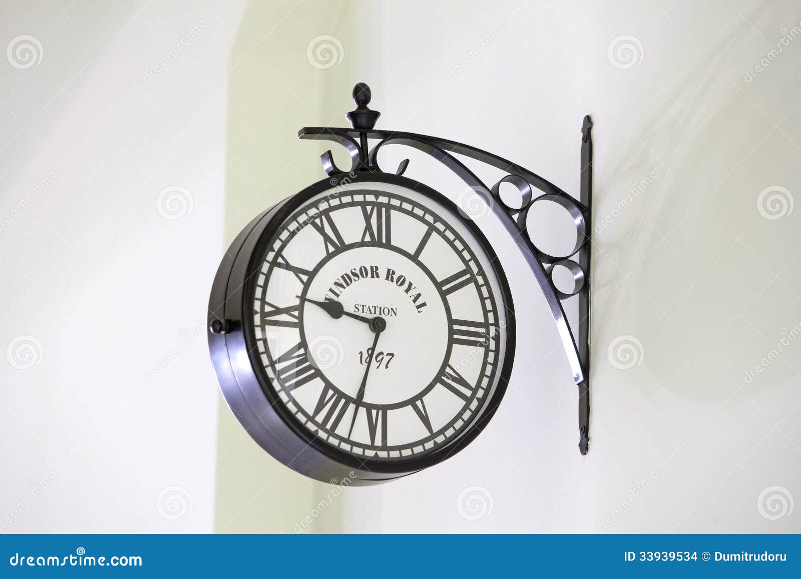 Old Style Clock on the Wall Stock Photo - Image of hotel, metal: 33939534