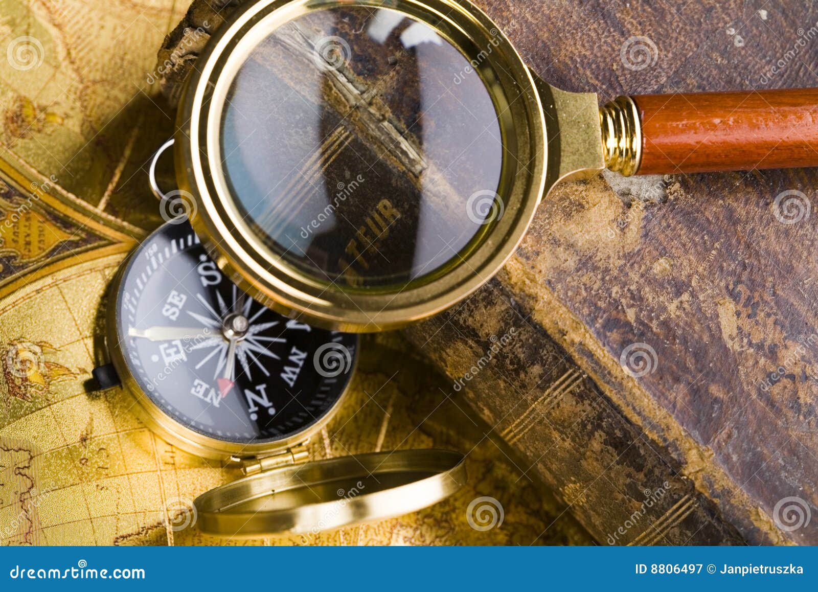 Old style compass stock image. Image of backgrounds, earth - 8806497