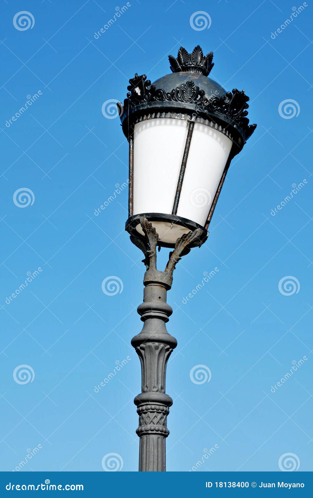 Old style streetlight stock photo. Image of design, outside - 18138400