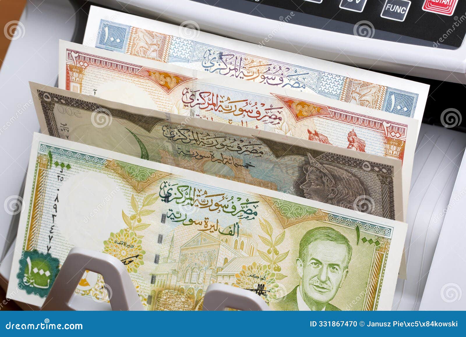 Old Syrian Pound in the Counting Machine Stock Photo - Image of money ...