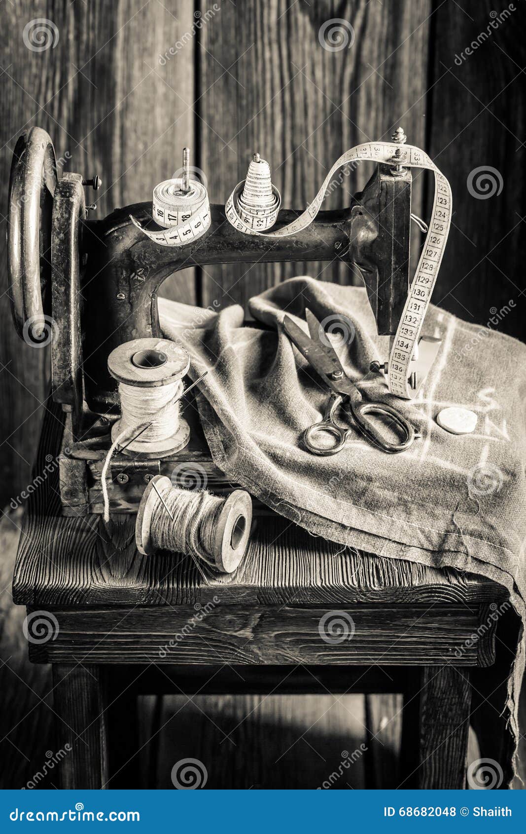 Old Tailor Machine with Scissors, Cloth and Threads Stock Photo - Image ...