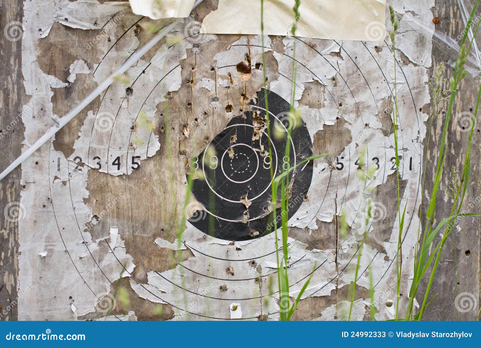 Old target stock image. Image of symbol, goal, white - 24992333