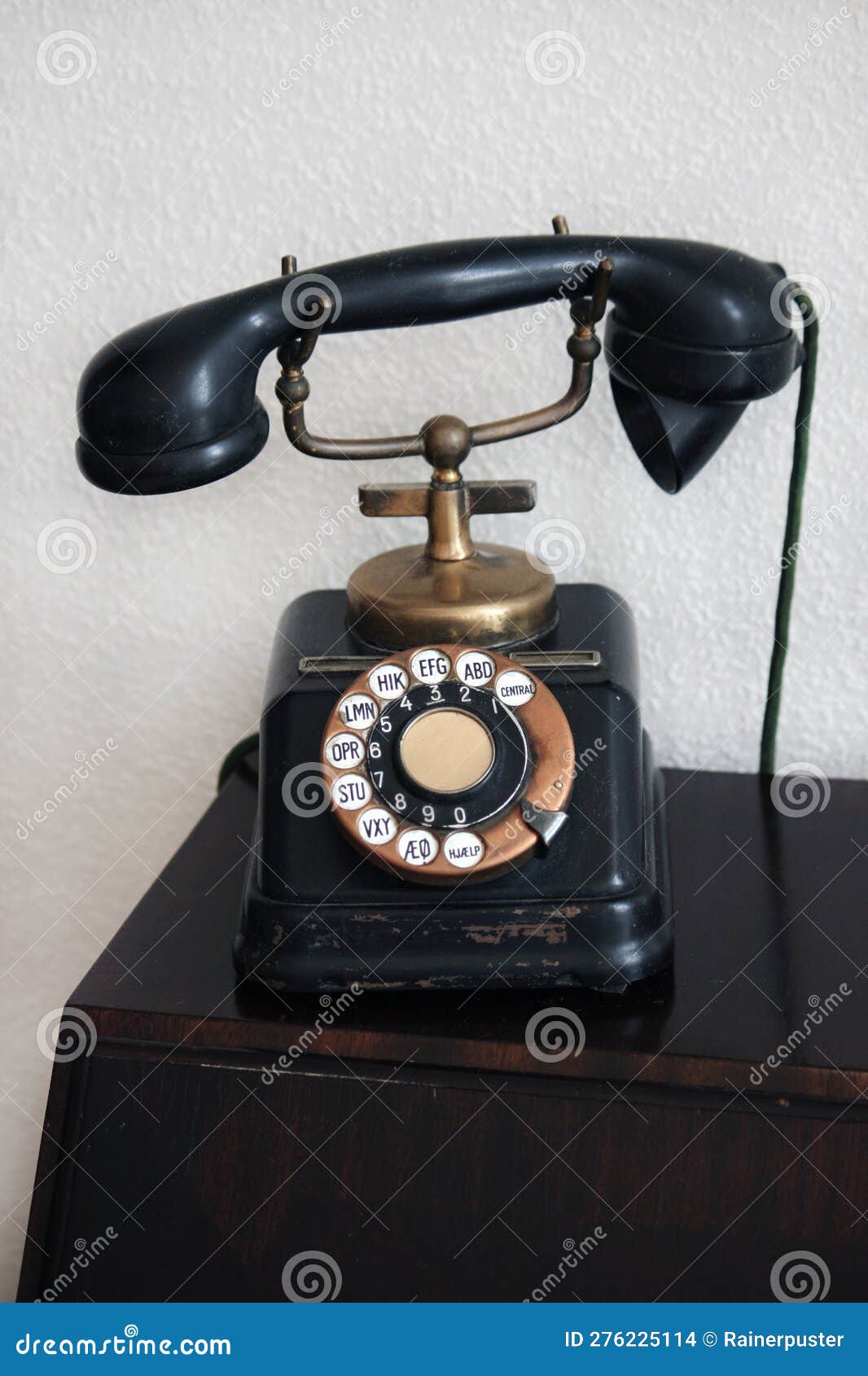 Old Telephone with Dial Disk Stock Photo - Image of classic, receiver ...