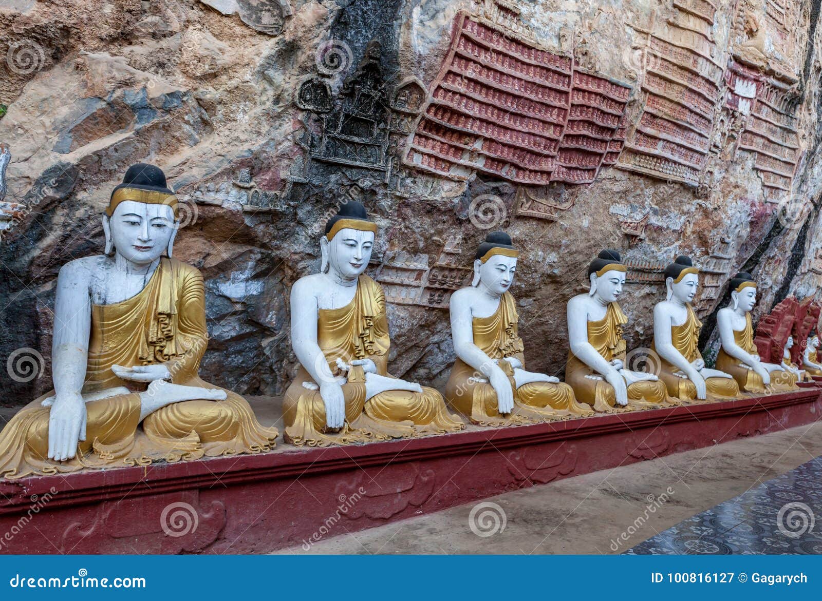Old Temple with Buddha Statues in Kaw Goon. Stock Image - Image of ...