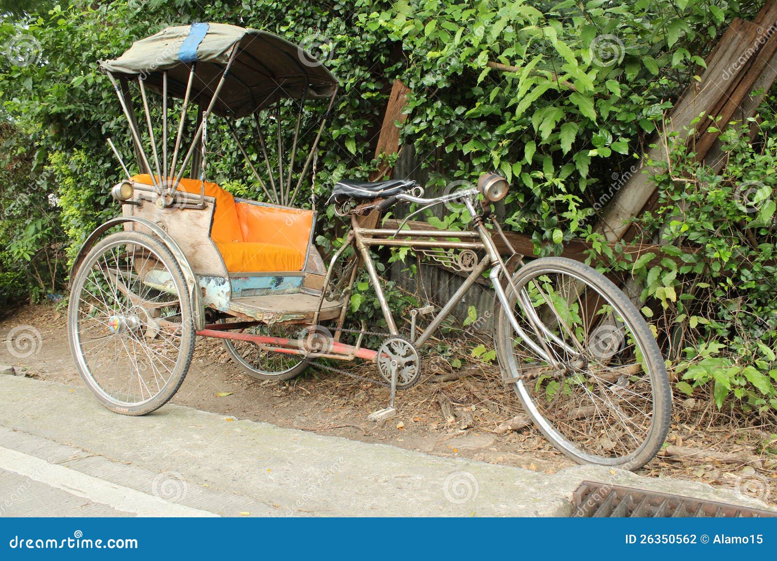 An old three wheeler stock photo. Image of daylight, rusty - 26350562