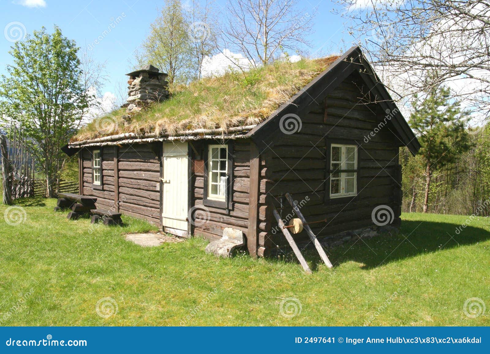 Old timber cottage stock image. Image of chimney, grass - 2497641