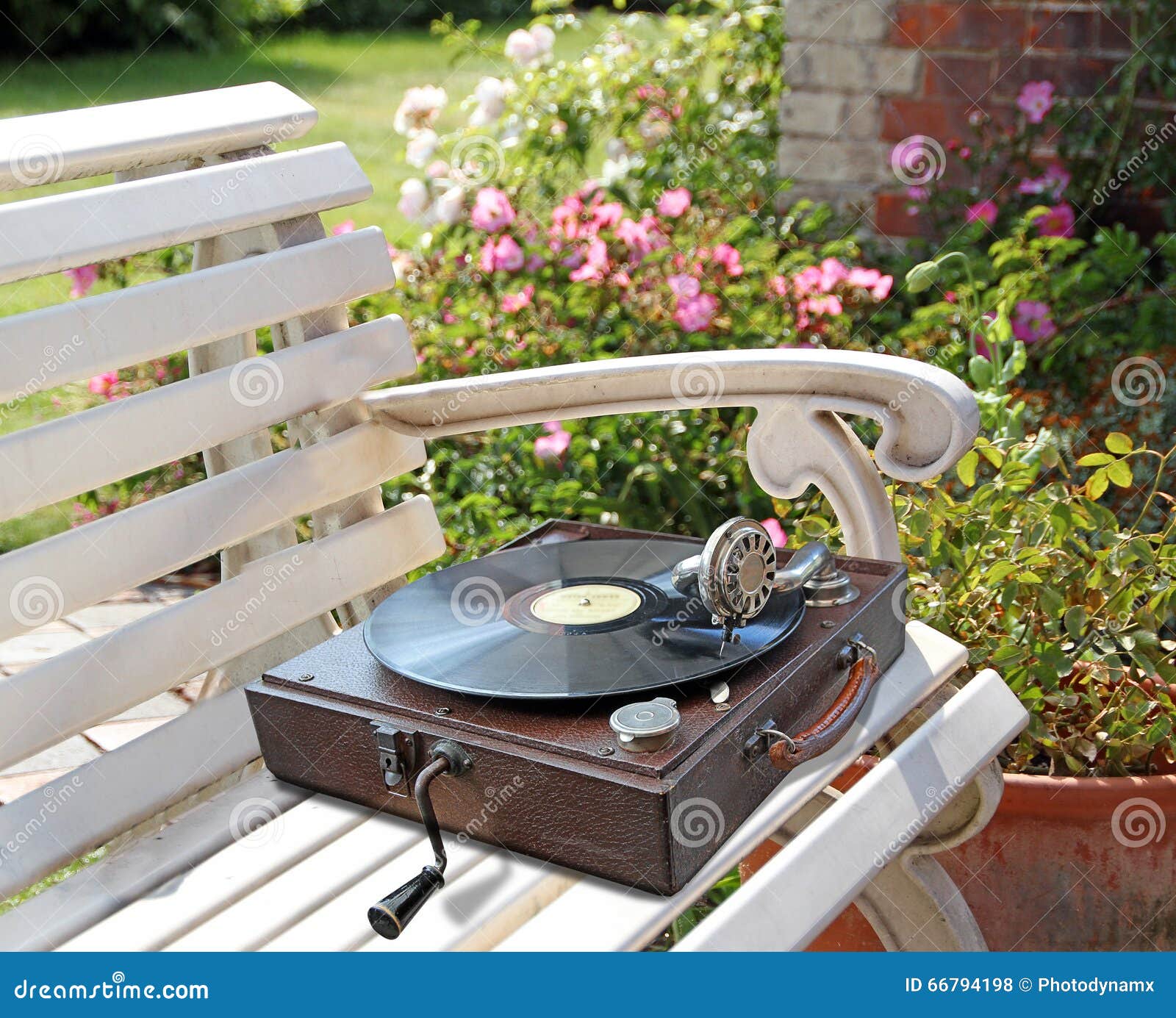 Old Time Vintage Phonograph Record Player Stock Photo - Image of ... Old Time Vintage Phonograph Record Player Stock Photo - Image of ...