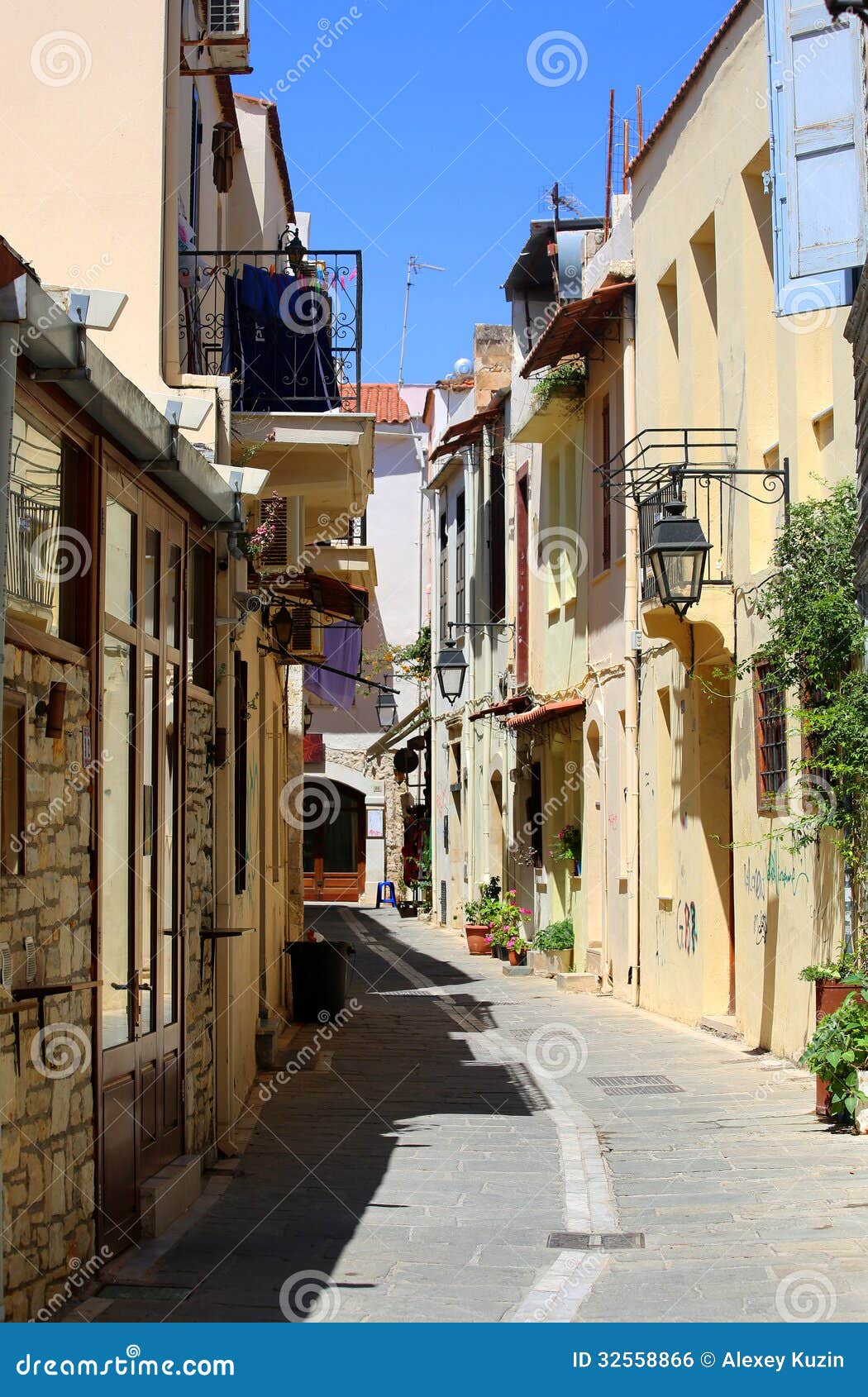 Old town in Crete stock photo. Image of loach, architecture - 32558866