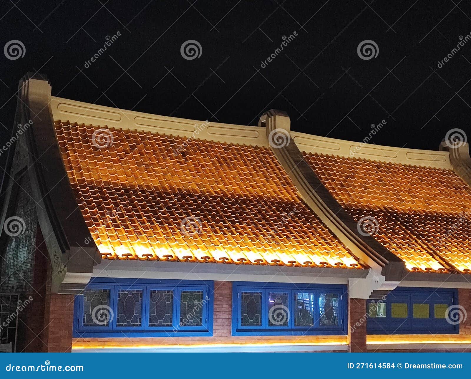 Old Town Exterior Building Facade Lighting Design Stock Photo - Image ...