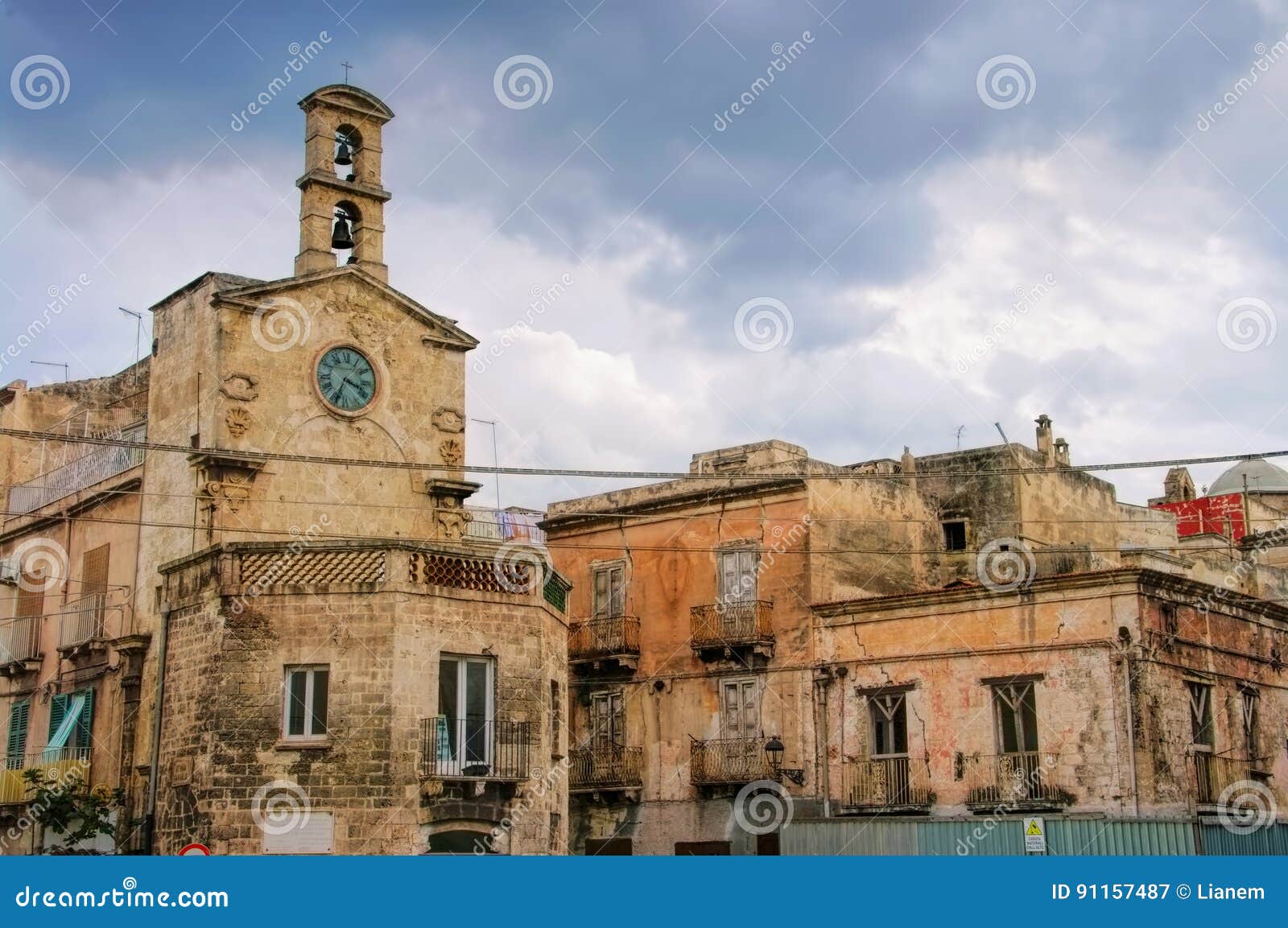 Old town Taranto in Apulia stock image. Image of taranto - 91157487