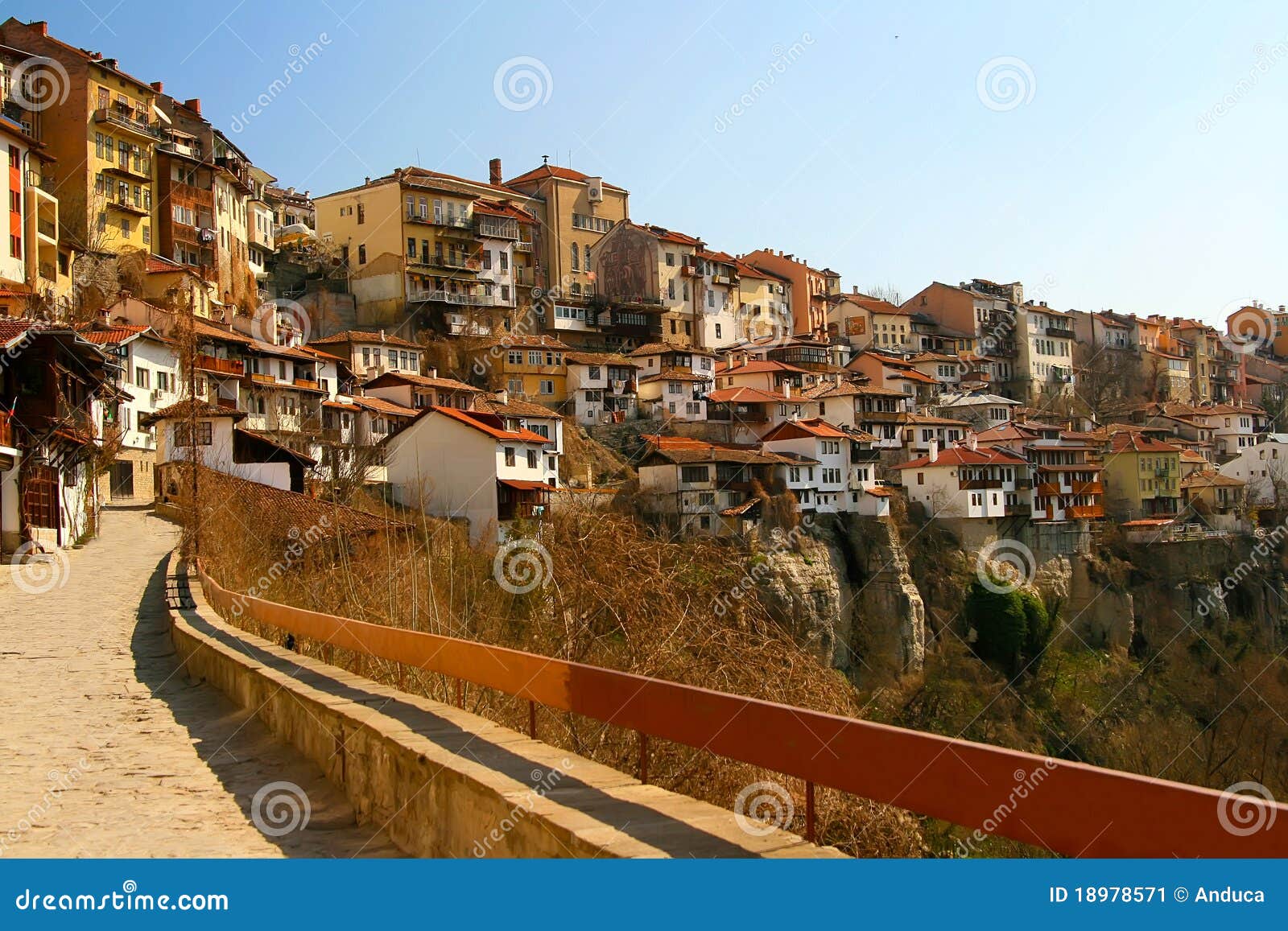 Veliko Tarnovo City Skyline River Reflection. Yantra River Running ...