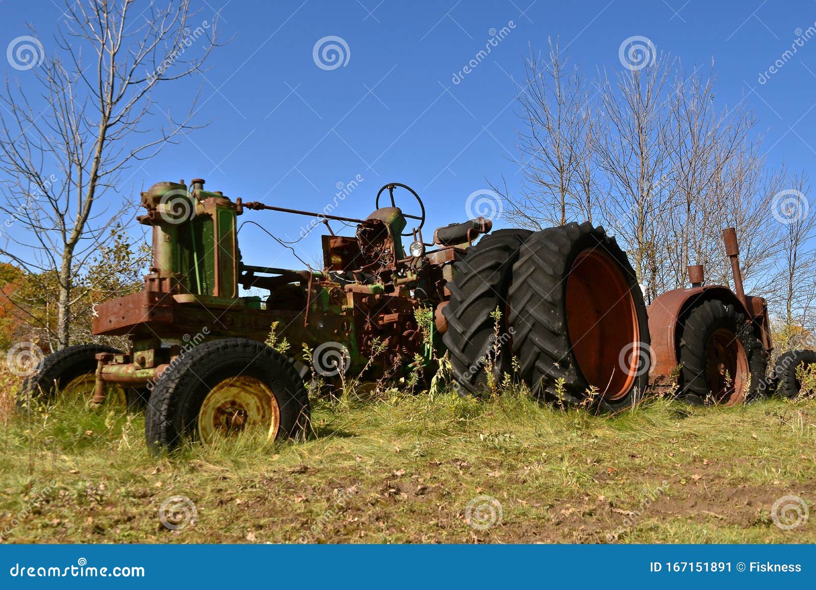 Old Tractor Missing an Engine Stock Image - Image of junker, overhaul ...