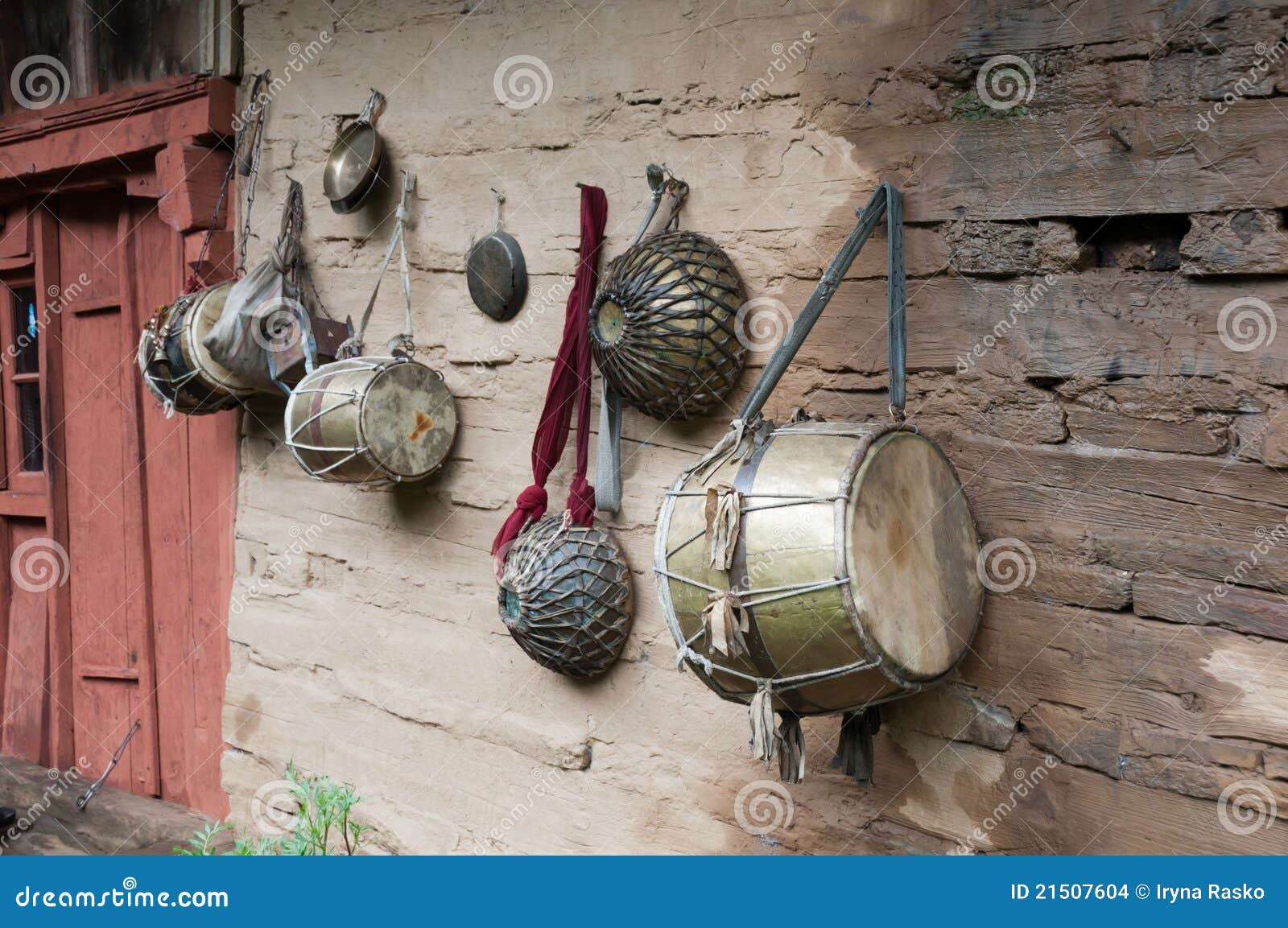 Old Traditional Indian Drums Stock Photo - Image of drummer, gong: 21507604