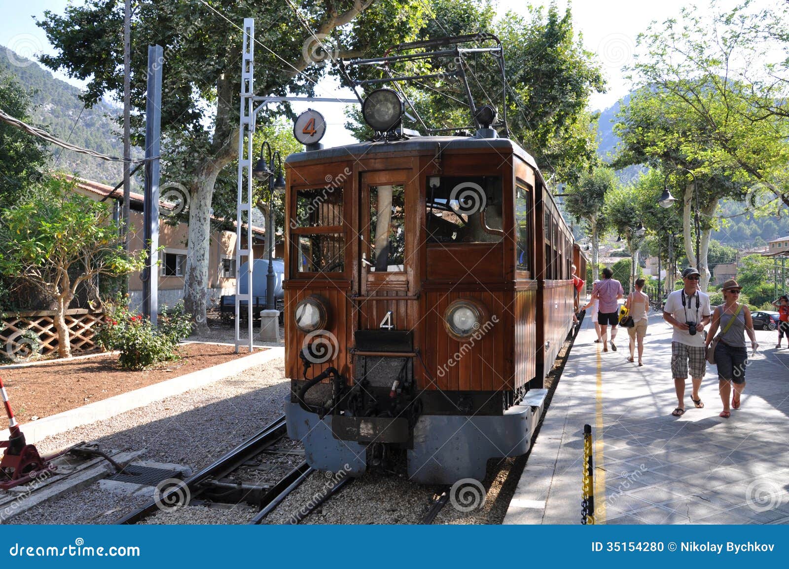 Old Train in Mallorca, Spain. Editorial Image - Image of spain, city ...