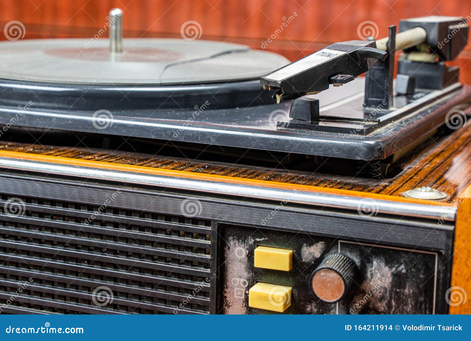 Old turntable 70s stock photo. Image of needle, mechanism - 164211914
