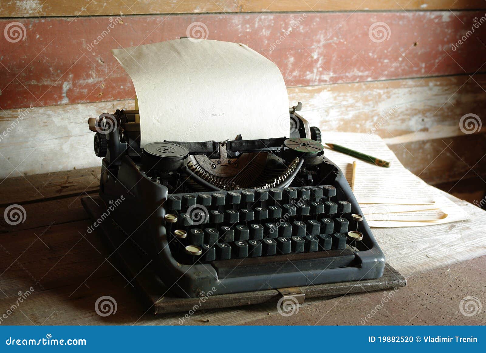 Old typewriter stock photo. Image of antique, wintage - 19882520