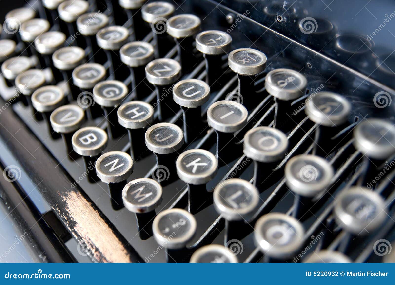 Old typewriter keyboard stock photo. Image of black, writer - 5220932