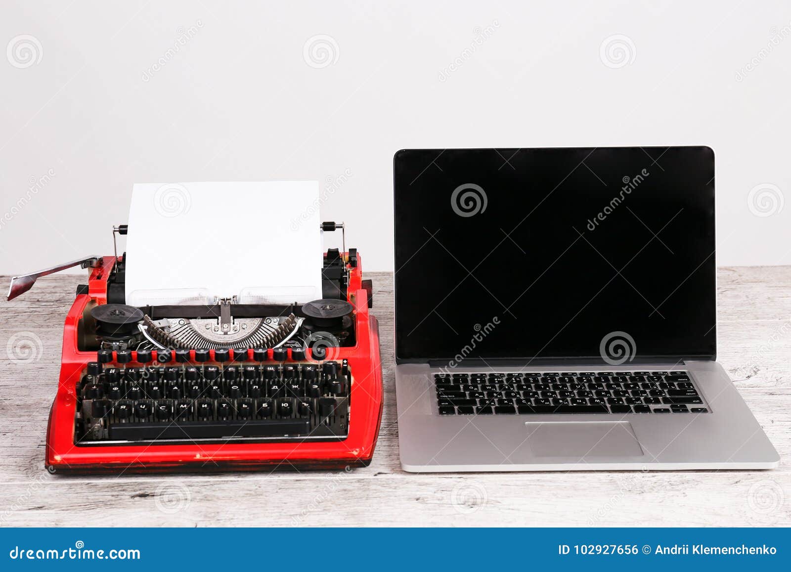 Old Typewriter Maschine and Laptop on Table. Concept of Technology ...
