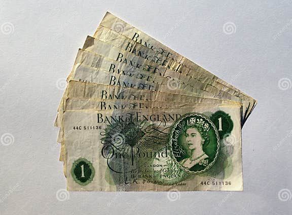 Old UK One pound notes editorial stock image. Image of queen - 40236574