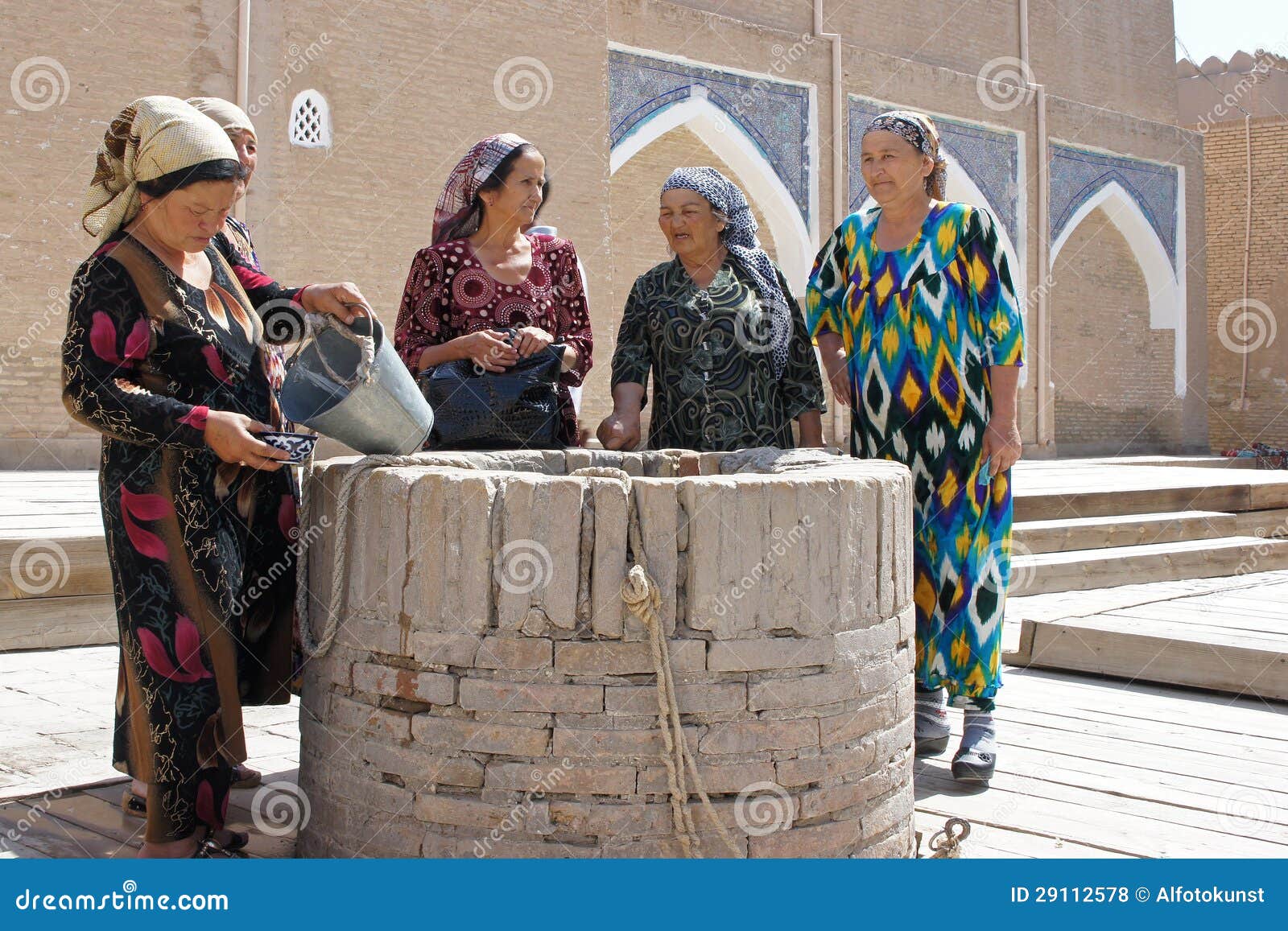 Old Usbek Women, Khiva, Uzbekistan Editorial Stock Photo - Image of ...