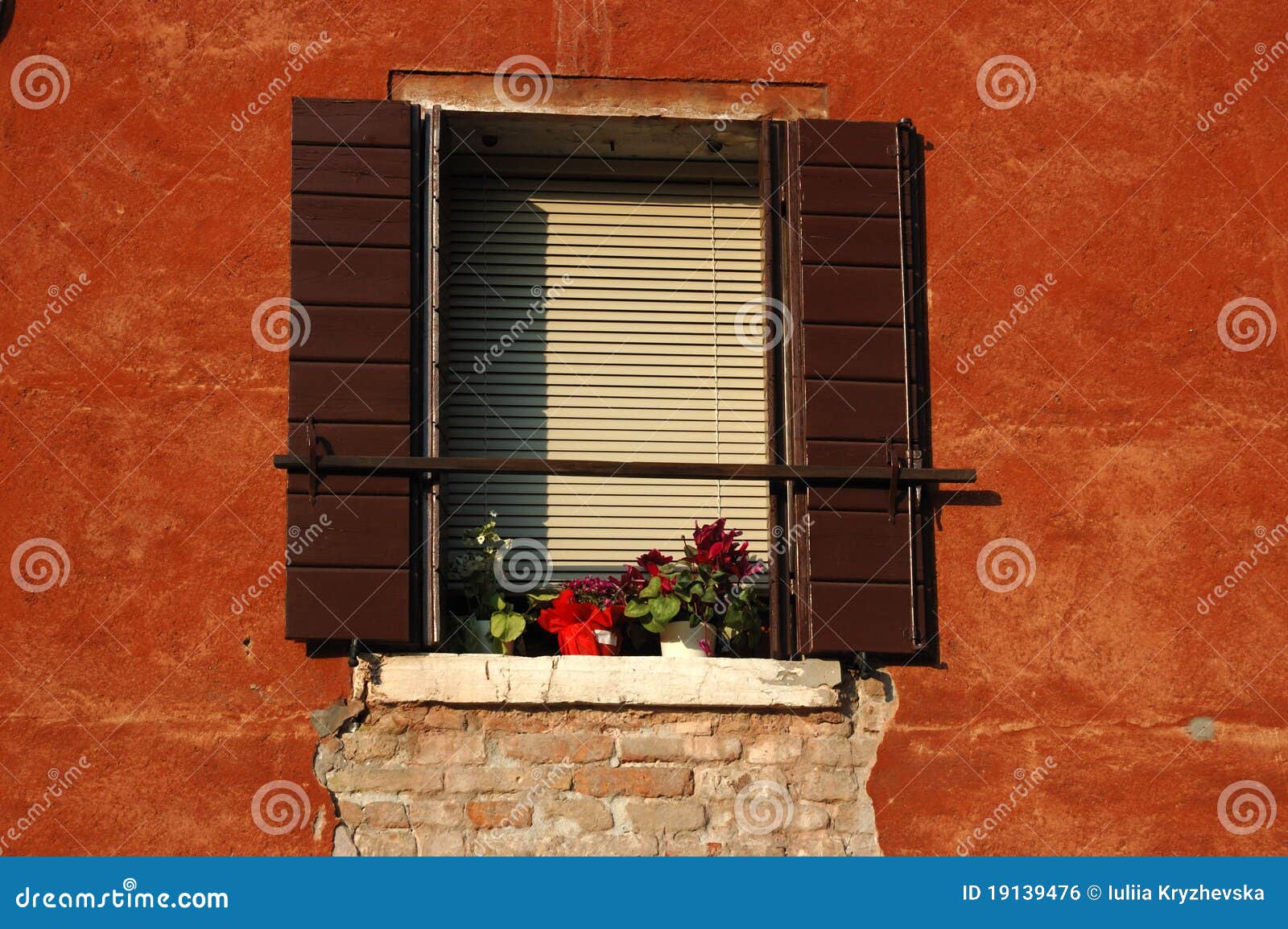 Old Venetian Window at Sunset,Italy Stock Photo - Image of touristic ...