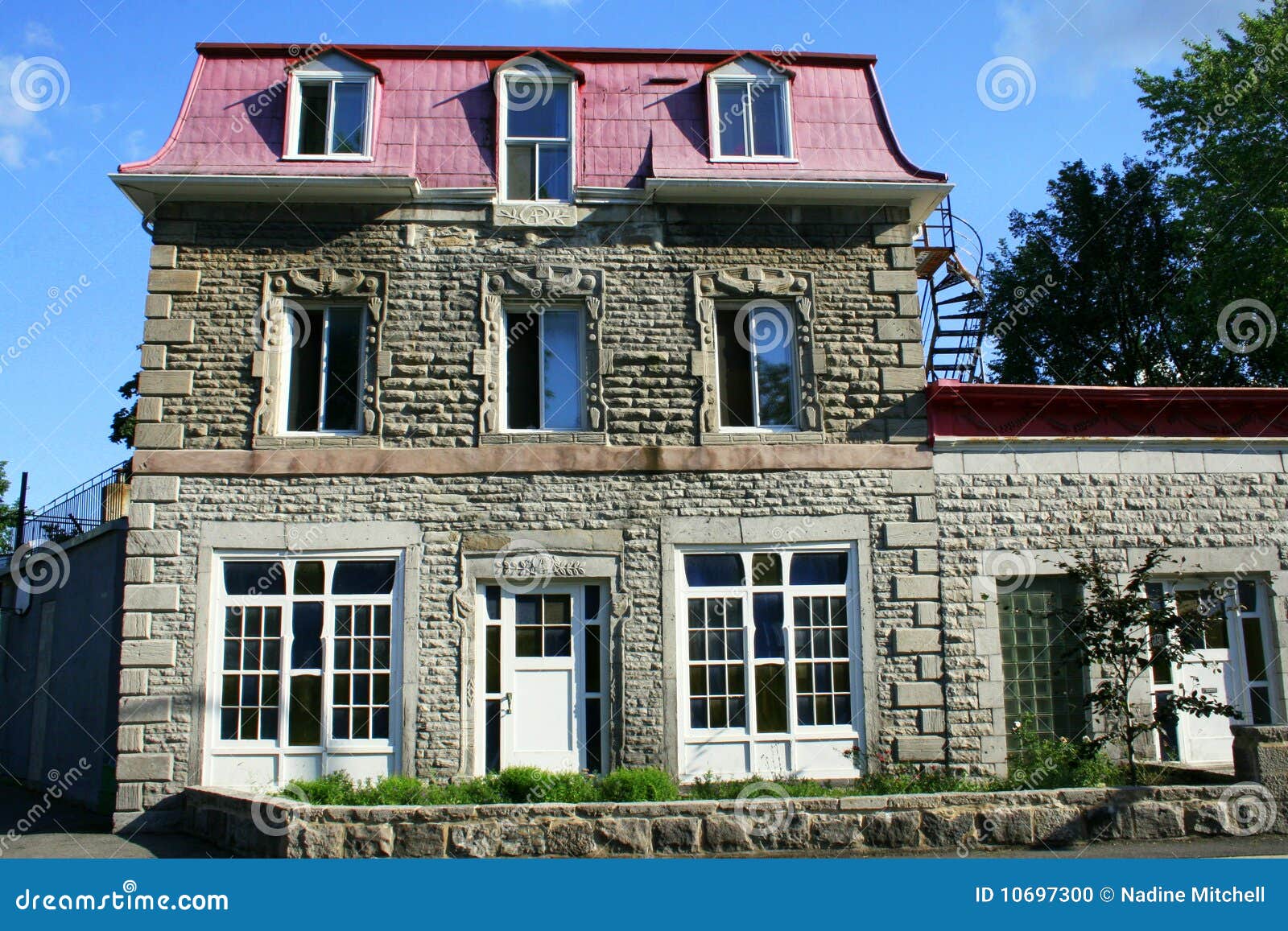 Old vintage building stock photo. Image of canadian, facade - 10697300