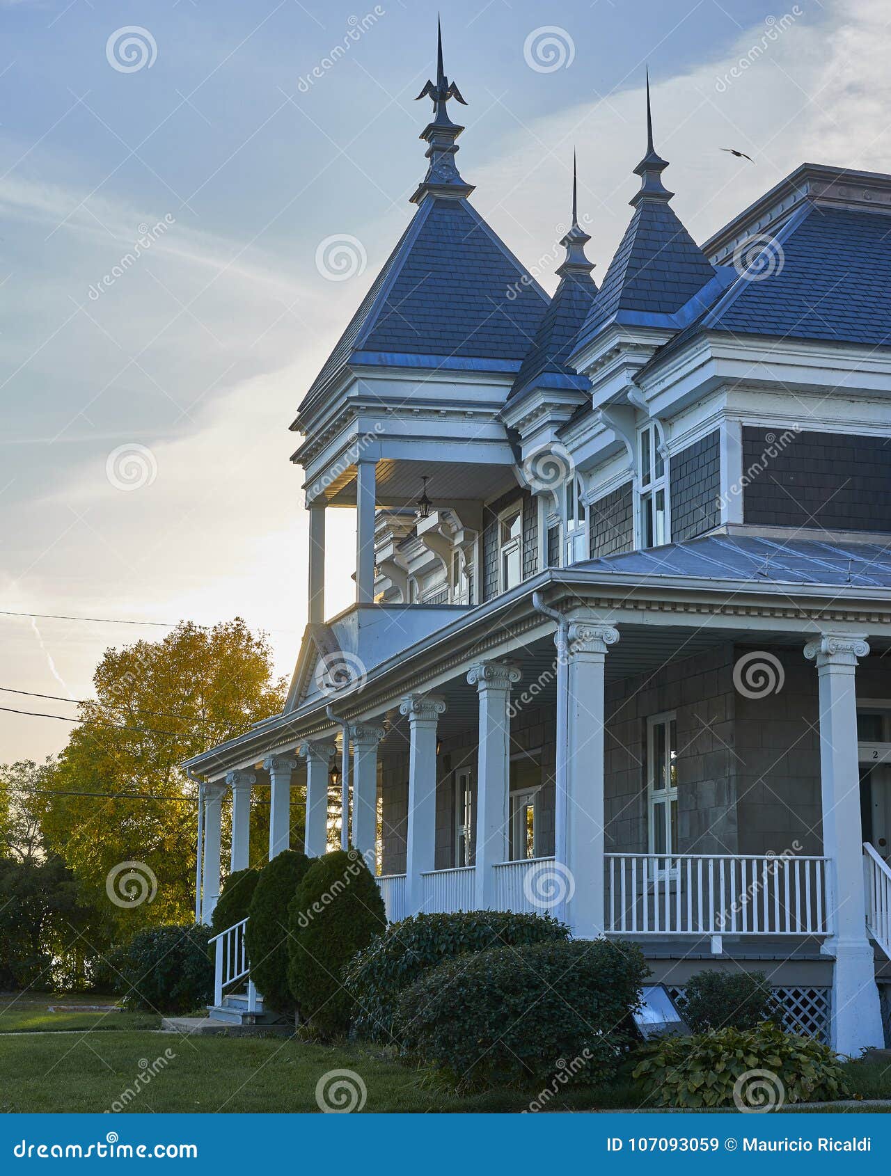 Old vintage house stock image. Image of centenarian - 107093059