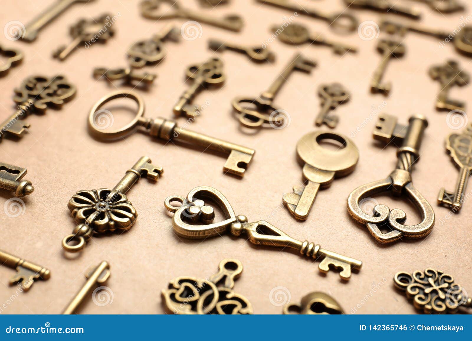 Old Vintage Keys on Craft Paper Stock Photo - Image of bronze, closeup ...