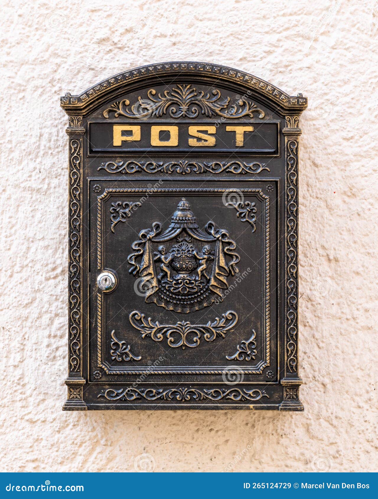 Old Vintage Mailbox on the Wall Stock Image - Image of postbox, send ...