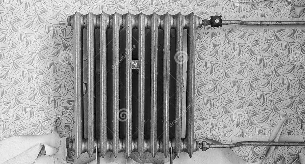 Old Vintage Radiator on the Wall Stock Illustration - Illustration of ...