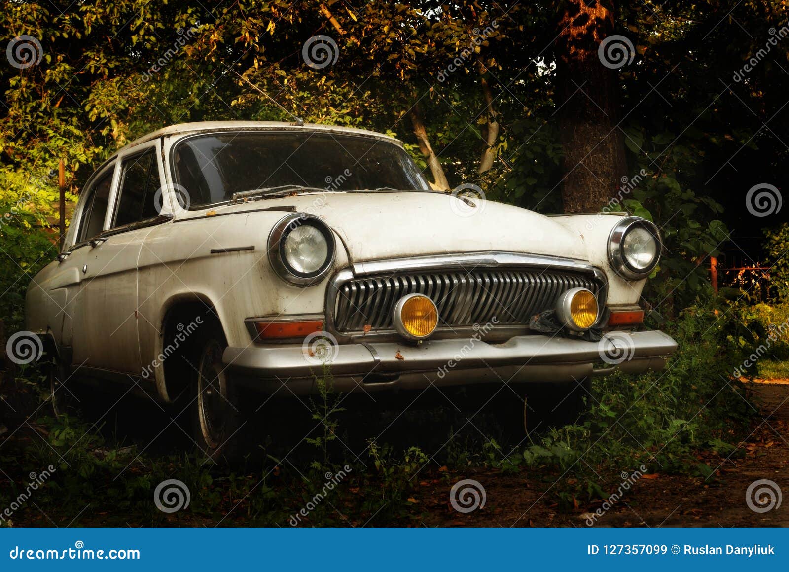 An old vintage rustic car stock image. Image of metal - 127357099