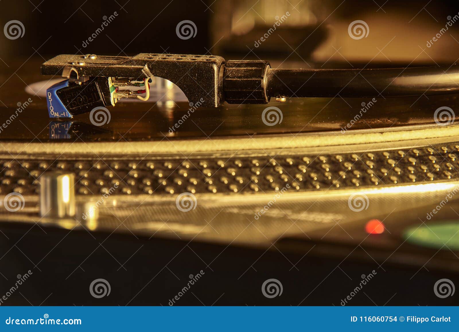 Old vintage turntable stock photo. Image of spinning - 116060754