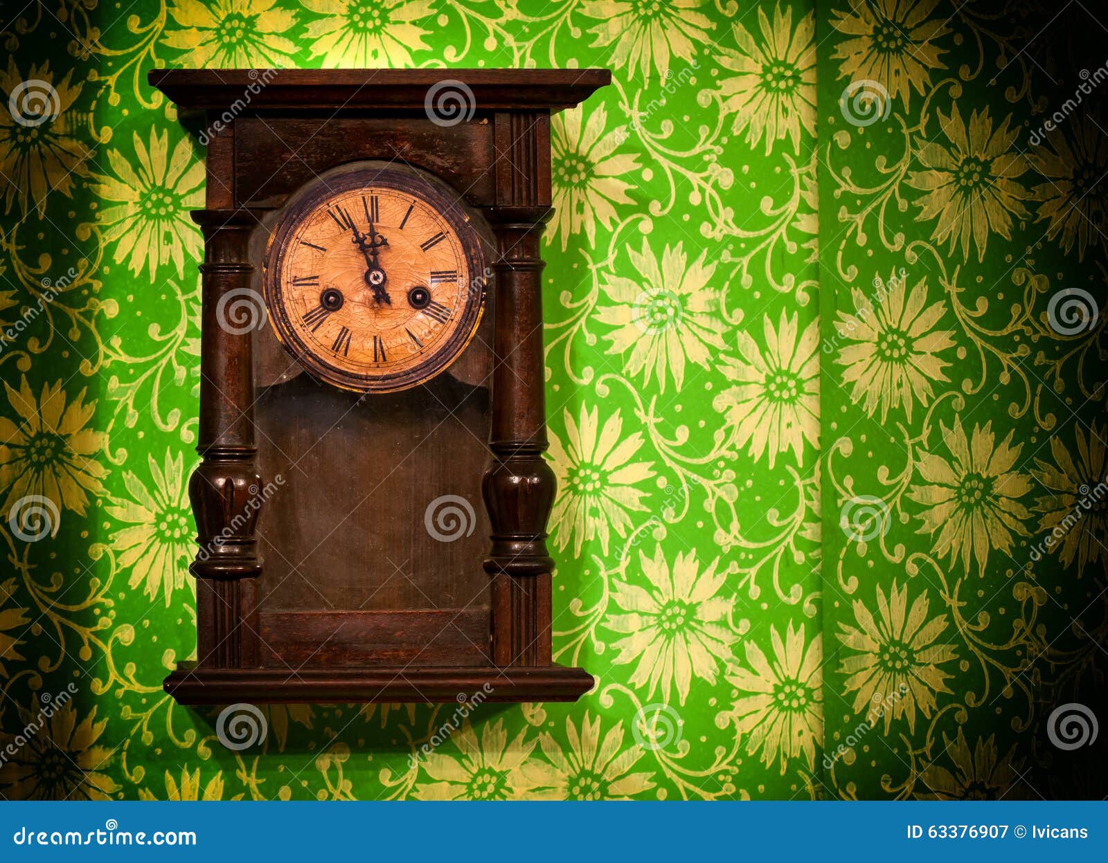 Old Vintage Wooden Wall Clock Stock Image - Image of aged, number: 63376907