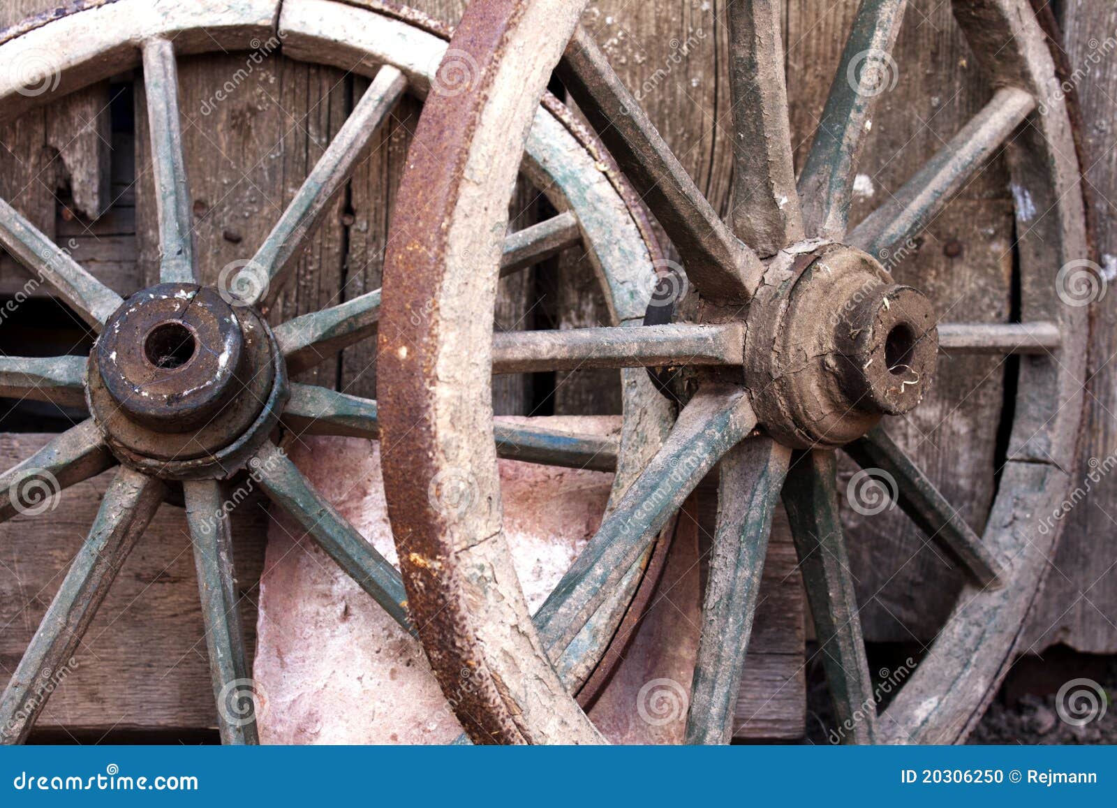 Old wagon wheels antique stock photo. Image of rough - 20306250