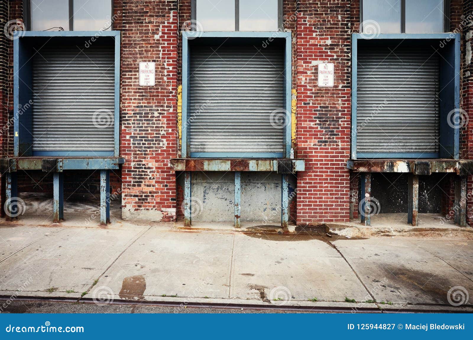 Old Warehouse Loading Dock. Stock Image - Image of building, urban ...