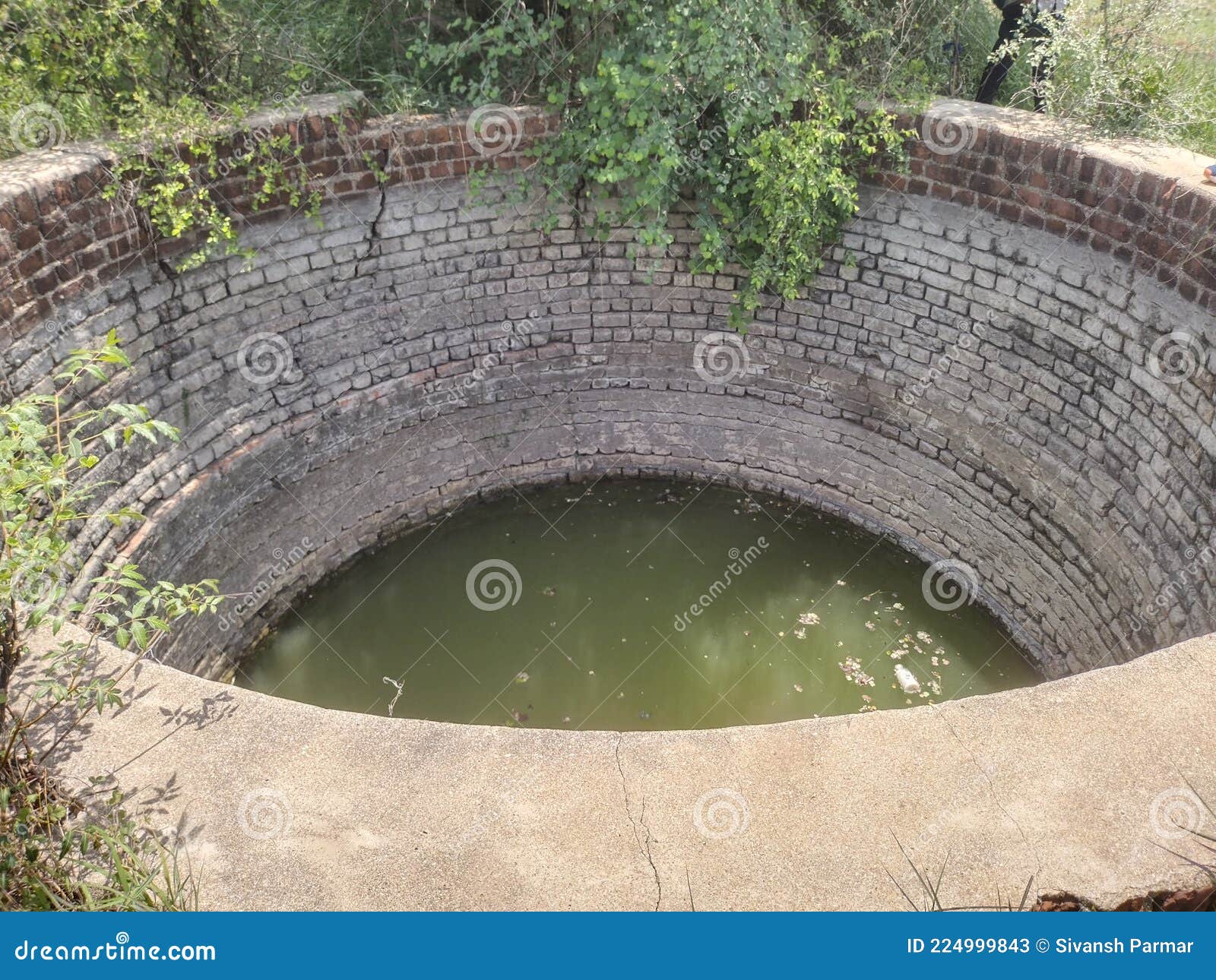 Old water reservoir stock image. Image of bridge, fountain - 224999843