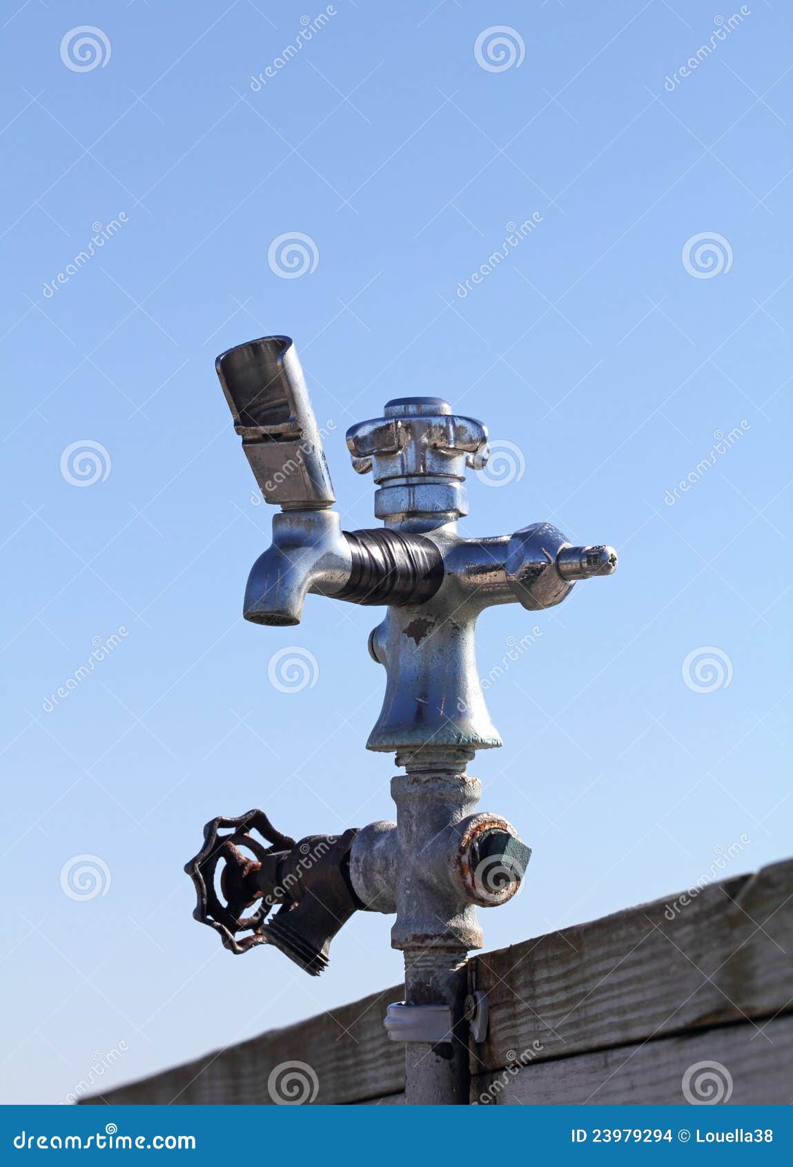 Old Water Spigot on Pier stock photo. Image of caught - 23979294