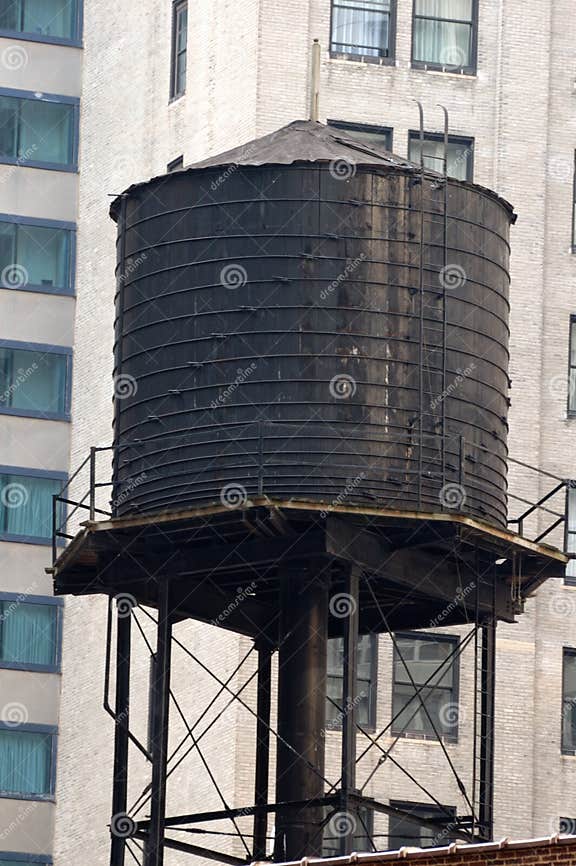 Old water tank stock image. Image of tank, downtown, illinois - 5678167